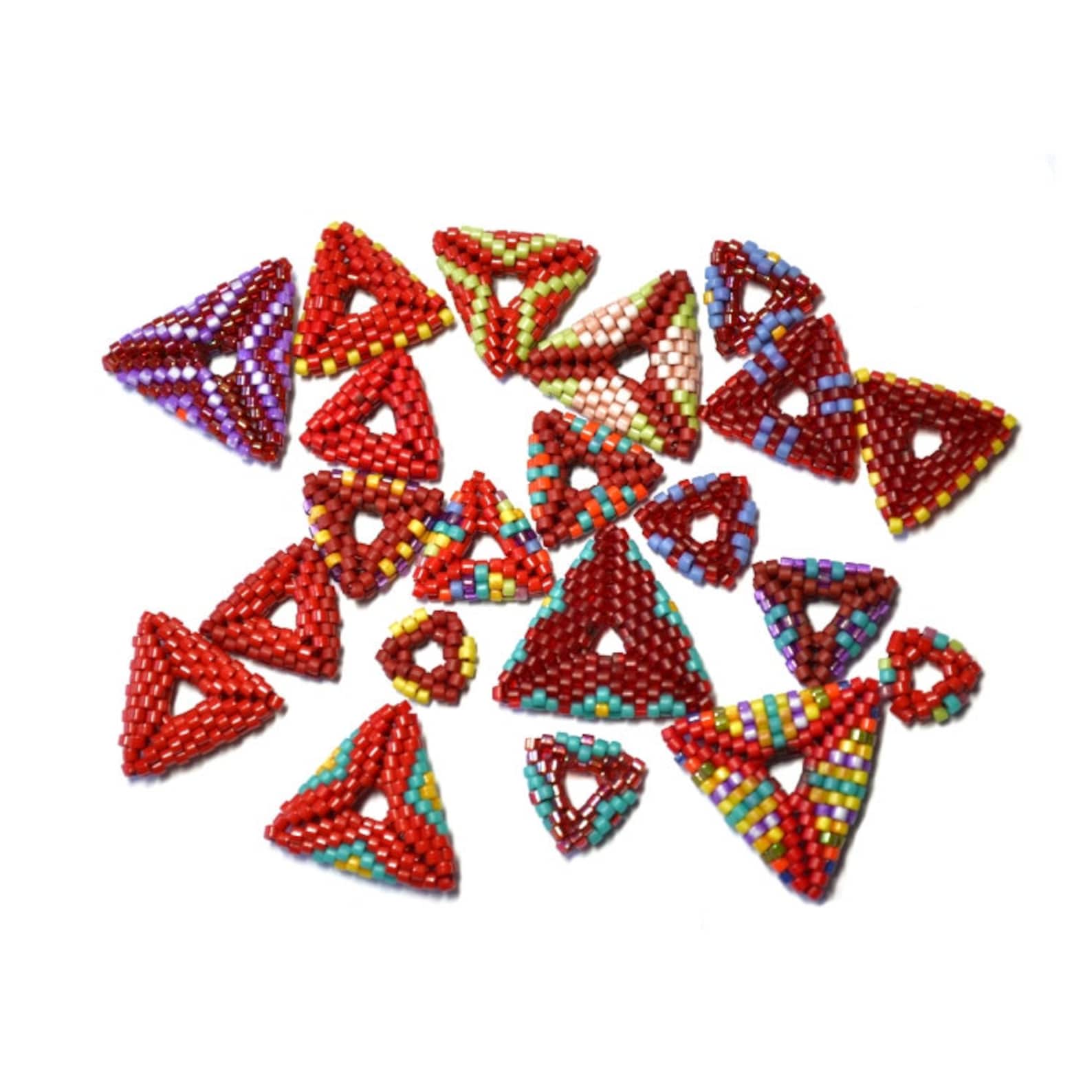 3D Geometric Triangle Beaded Beads - ENGLISH LANGUAGE - Beading Pattern ...