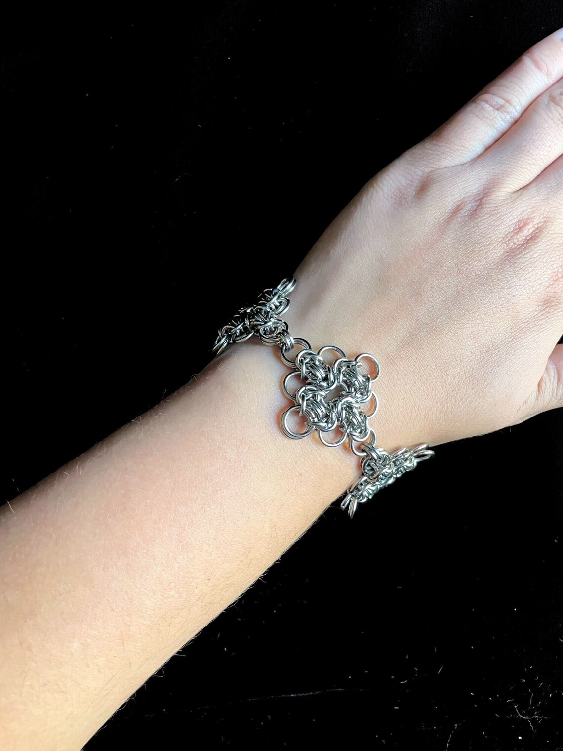 ANUBIS Stainless Steel Diamond Flower Chainmail Bracelet - Etsy