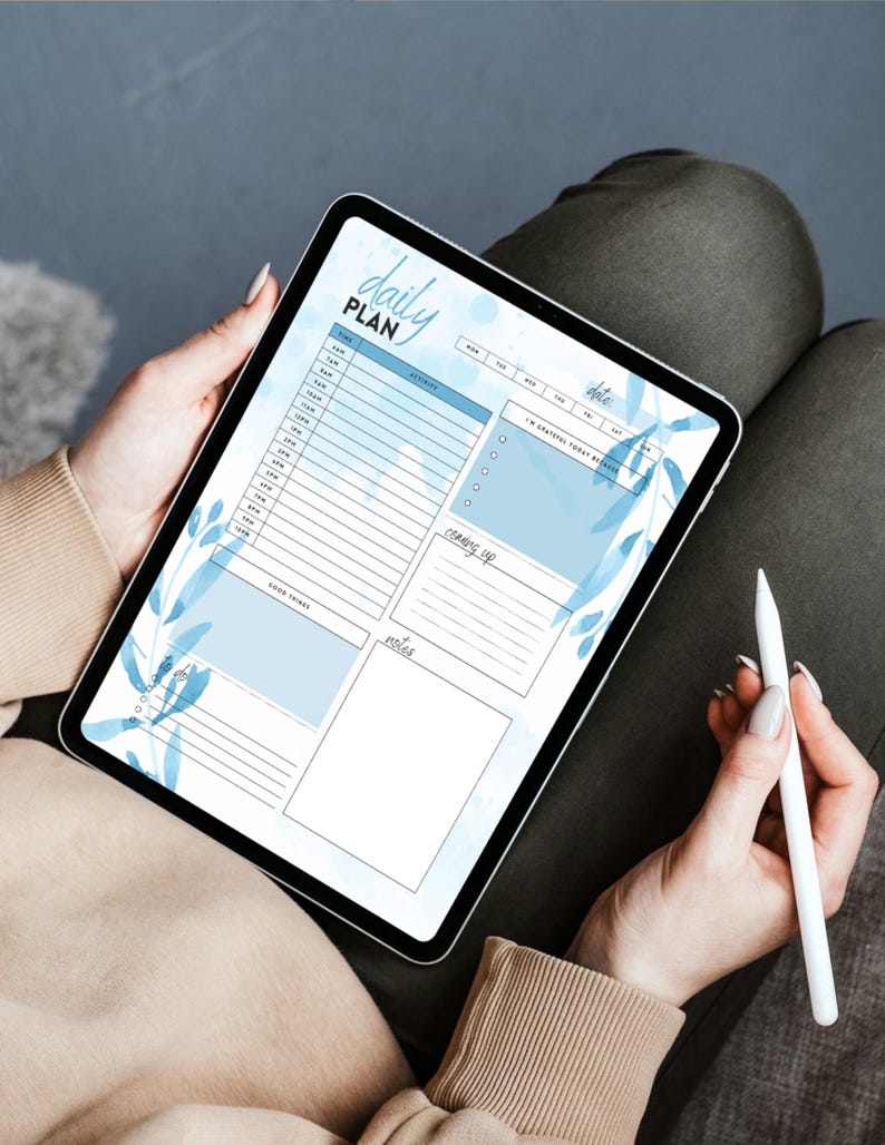 Blue Watercolor Simple Classy Printable Daily Planner, Beautiful Day ...