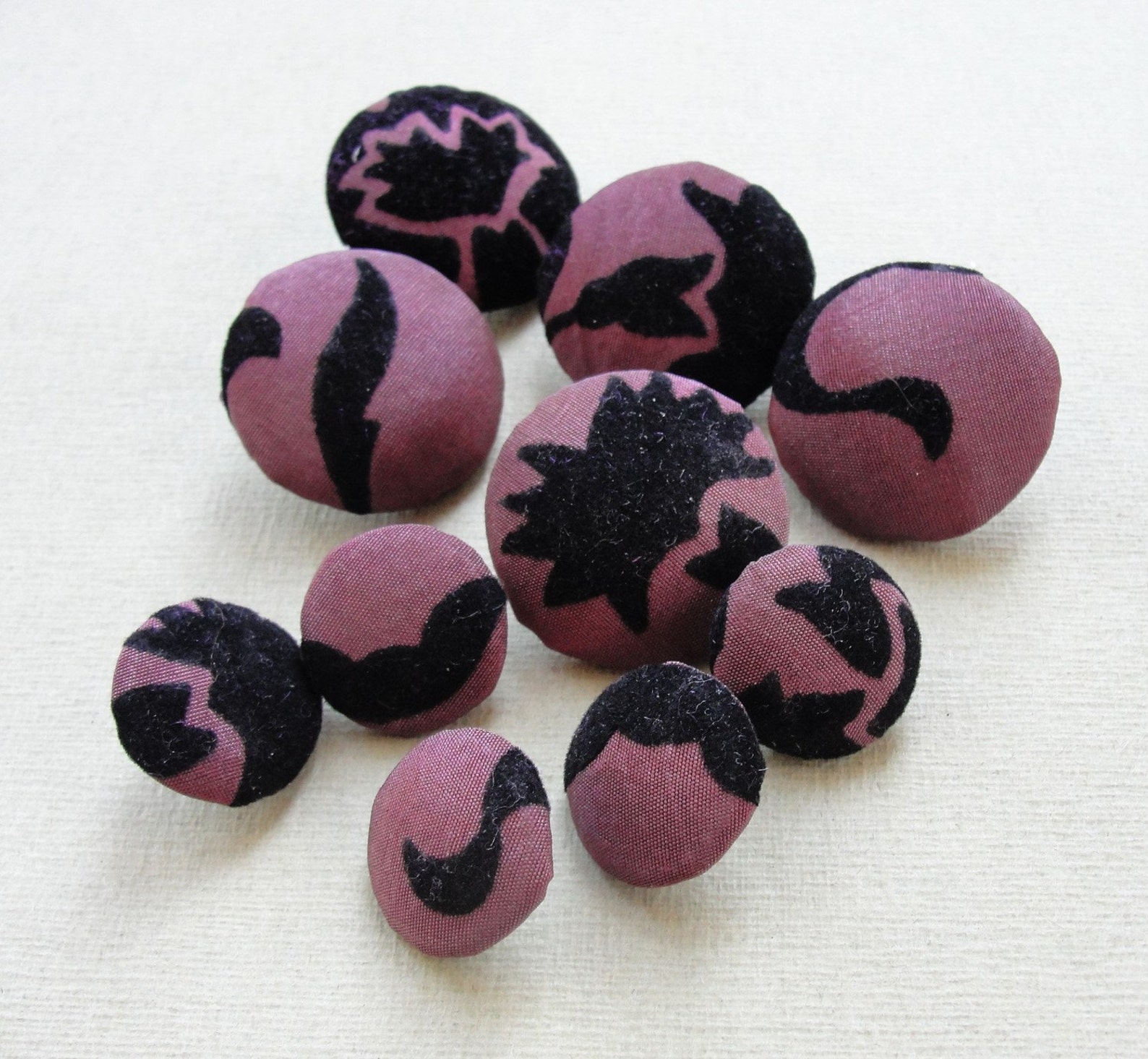 Fabric Covered Buttons Vintage Flocked Taffeta 10pc - Etsy