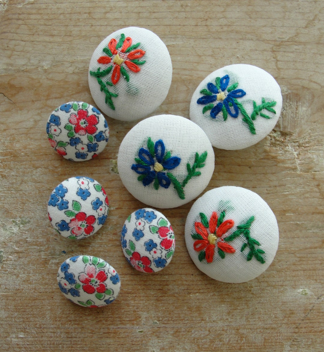 Fabric Covered Buttons - Hand Embroidered Vintage Cotton - 8pcs - Etsy