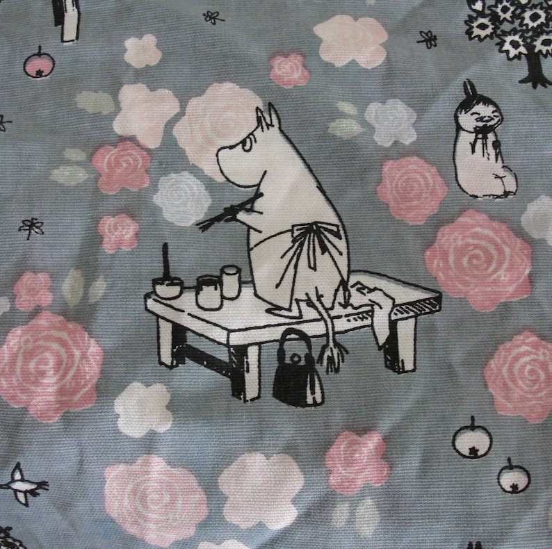 Lilac Moomin fabric cotton by Finlayson Tooticky Satumuumi Muumimamma ...