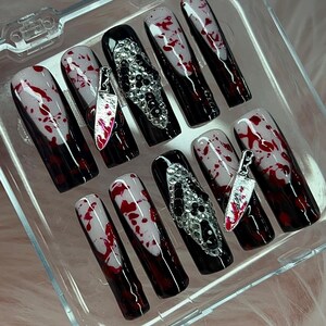 Ghostface Scream Halloween Blood Splatter Rhinestone Bedazled Knife ...