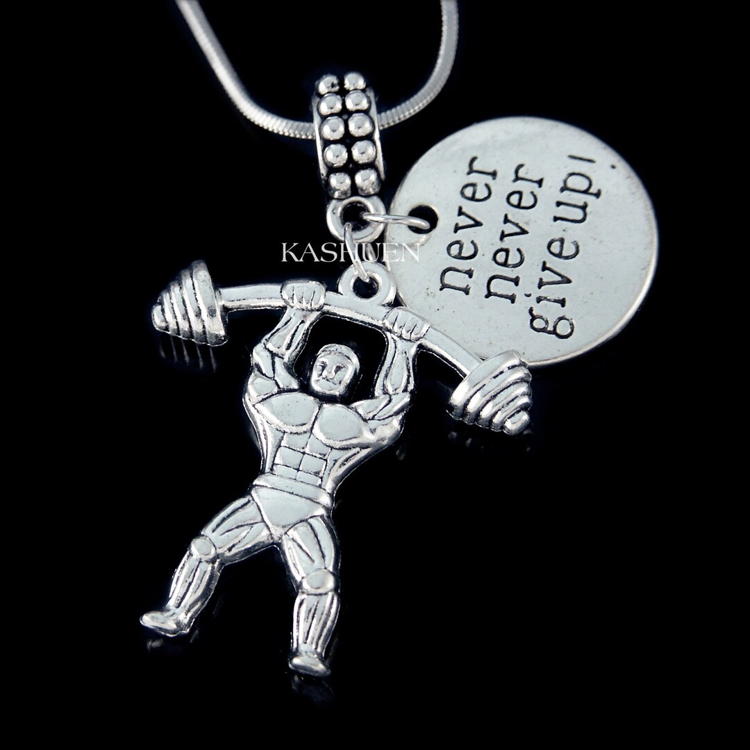 3D Bodybuilder Necklace Never Give up Weightlifting Training Jewelry ...