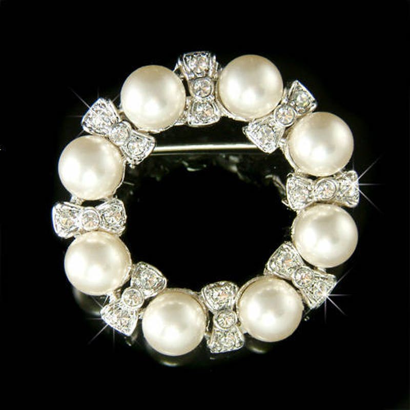 Bride to Be Brooch - Etsy