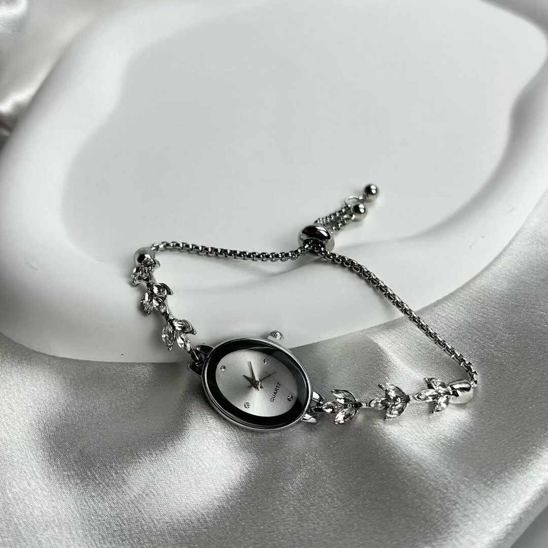 Vintage Women's Watches, Women's Silver Watches, Exquisite Watches ...