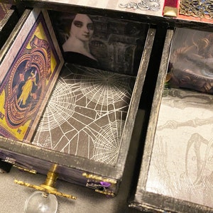 Mystical Raven & Crow Apothecary Box - Etsy