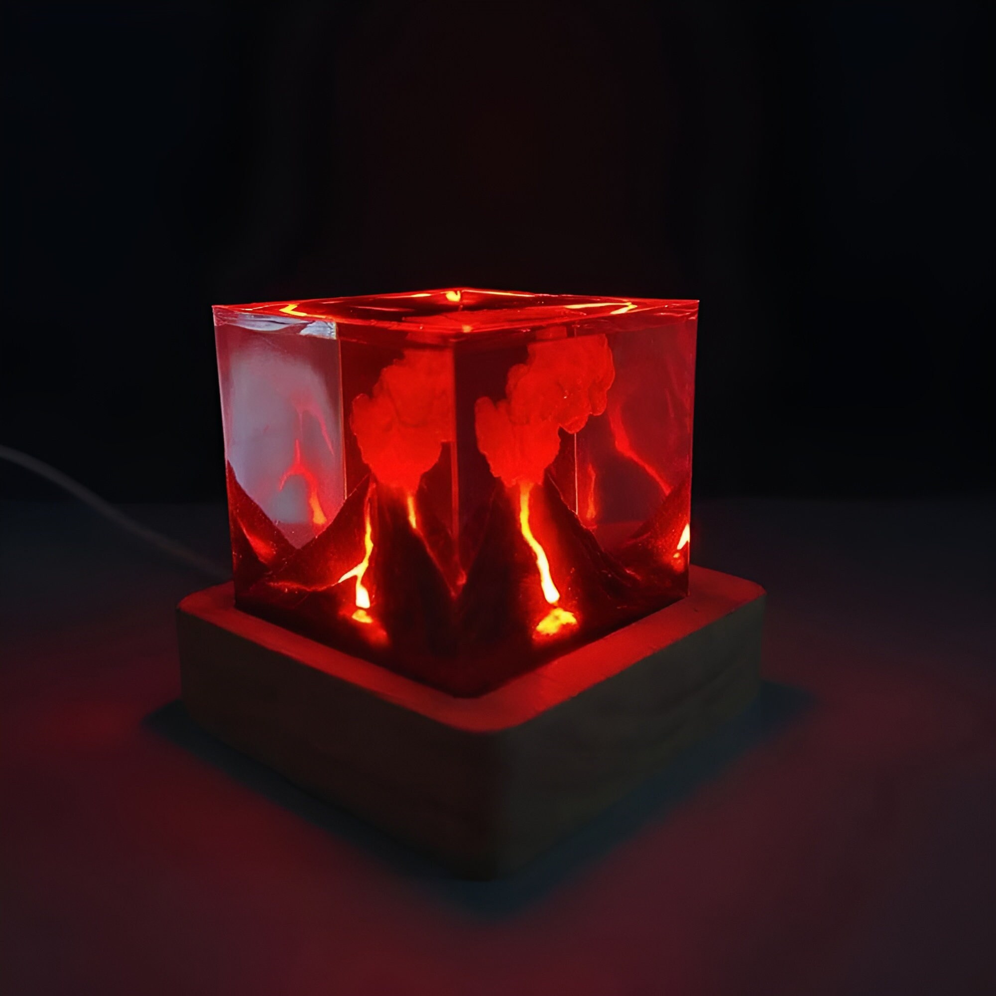 Volcano Eruption Cube Resin Table Light, Epoxy Resin Lamp, Creative Art ...