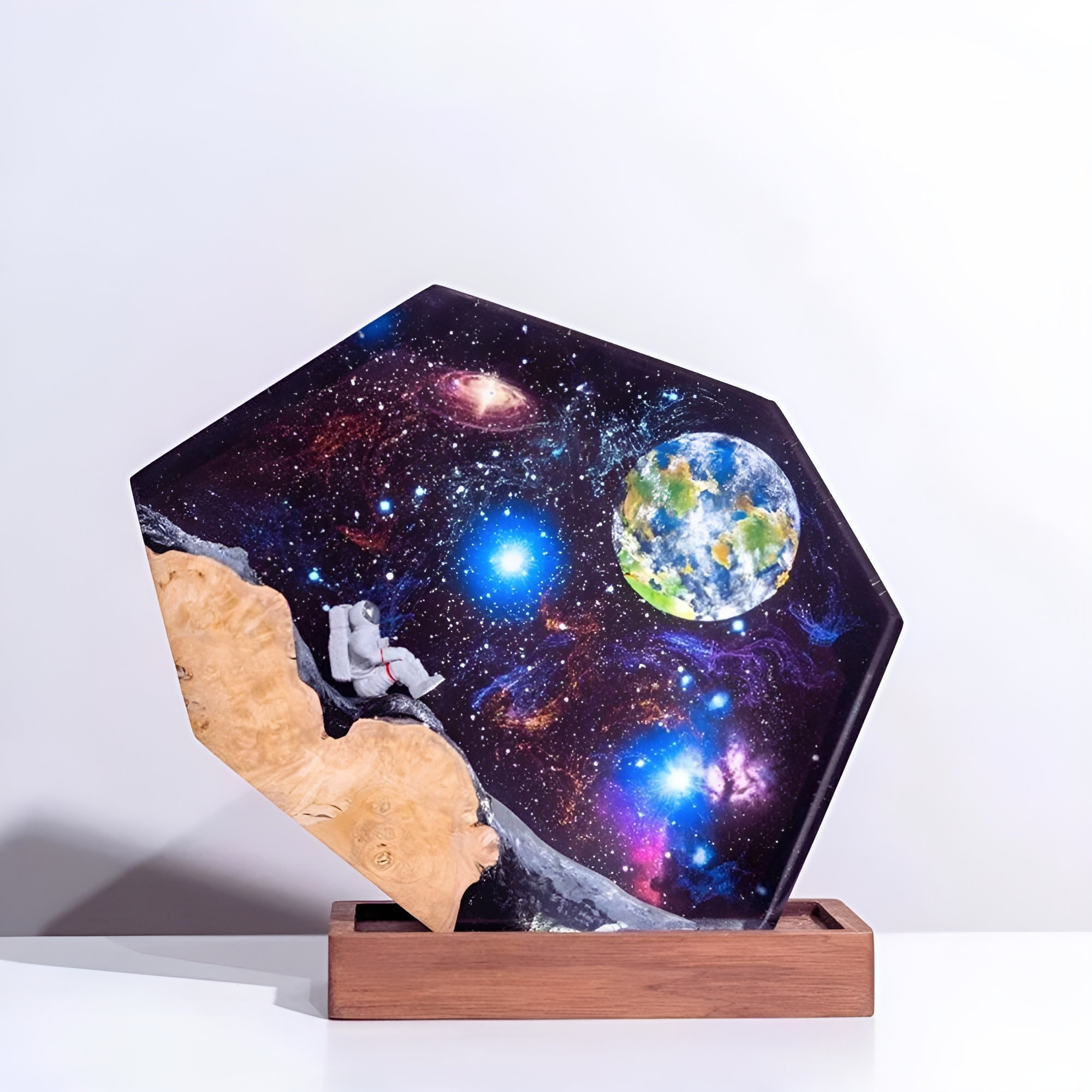 Space Night Light Epoxy Resin Table Light, Resin Lamp, Creative Art ...