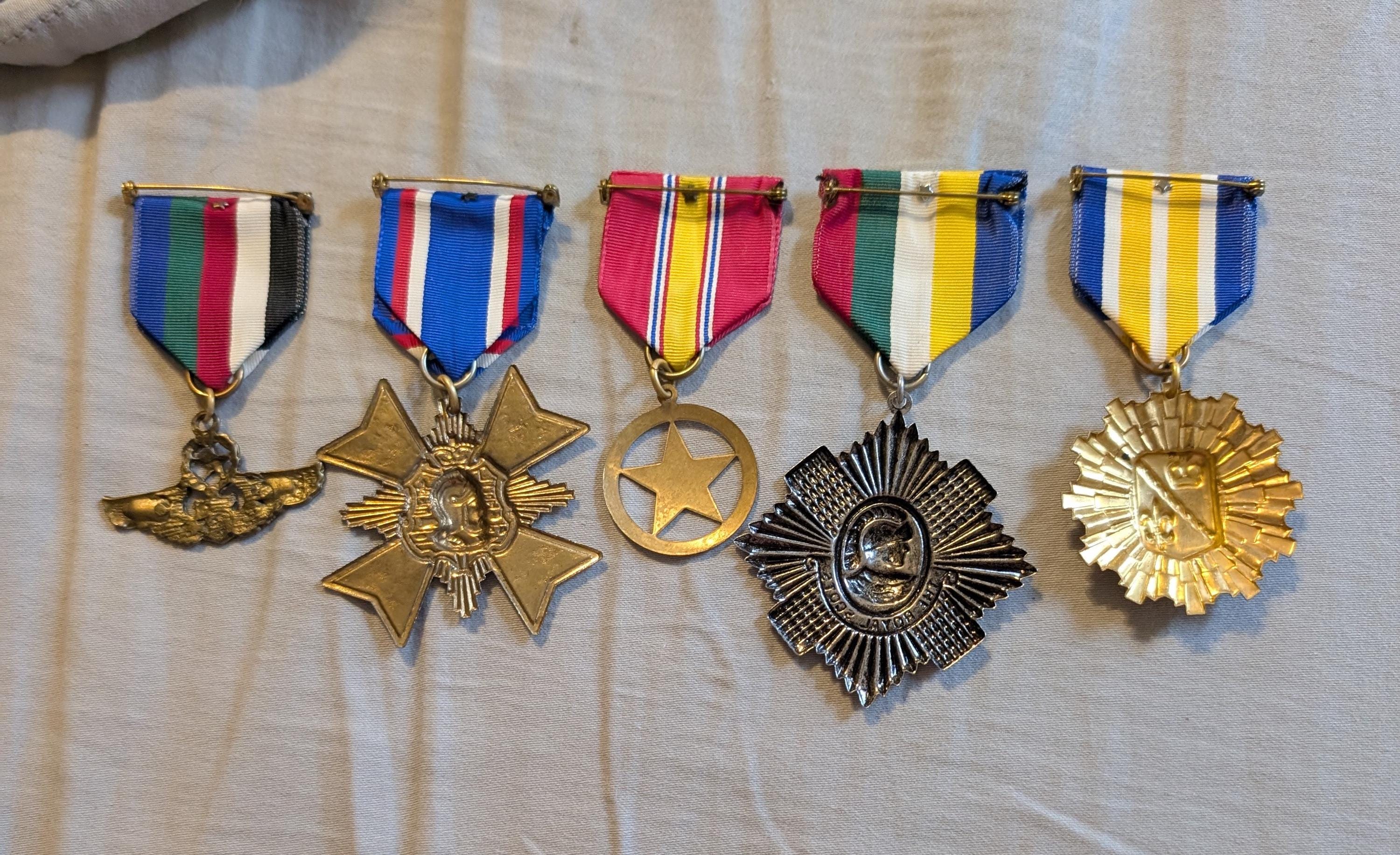 1pc Vintage Military Medal Pin Ribbon Award Misc - Etsy