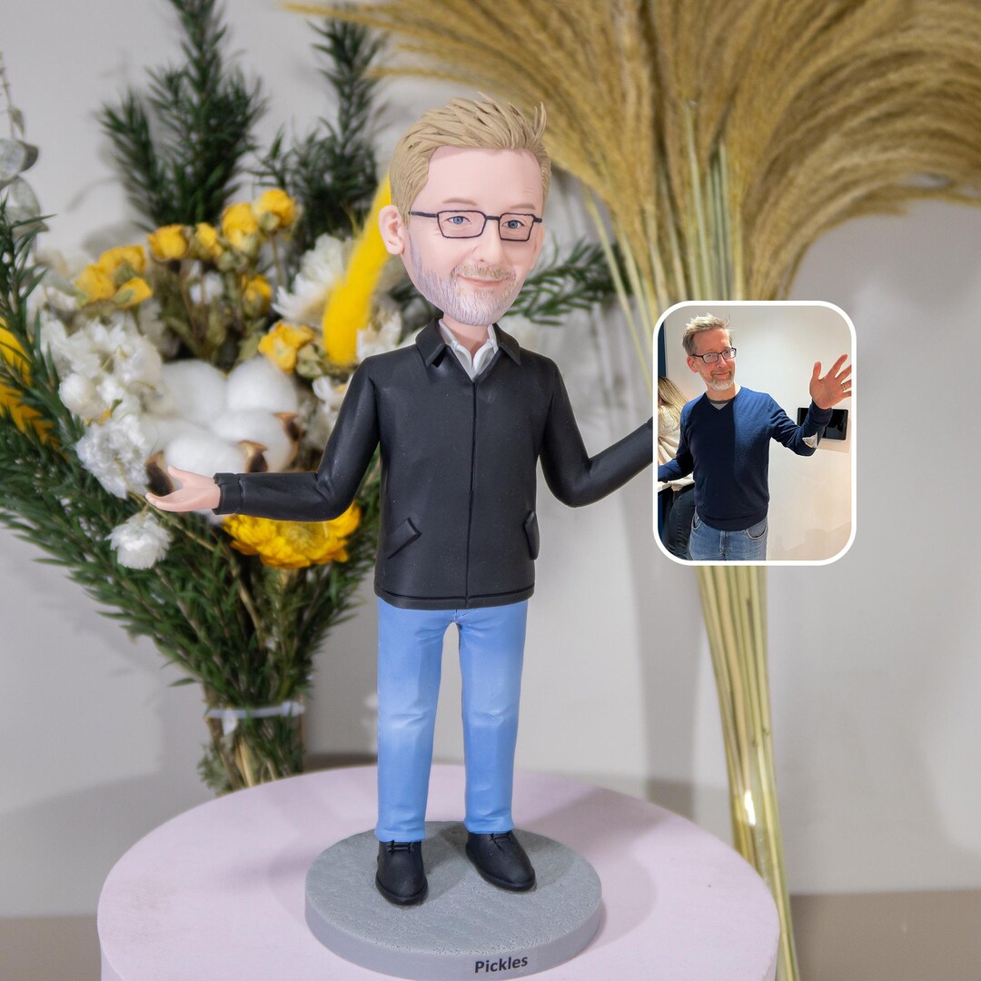 Custom Exclusive Unique Bobbleheads, Create Your Own Bobbleheads ...
