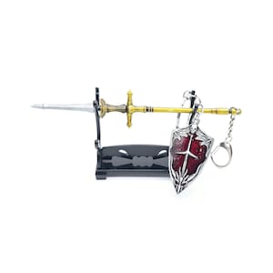 Dark Souls Keychain, Dragon Slayer Ornstein, Bloodshield, Keychains ...