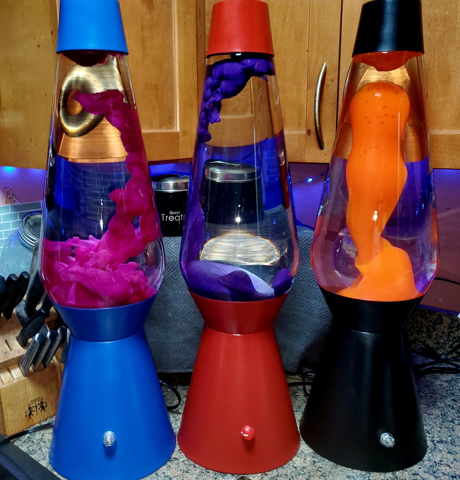 For Sale Rare Custom 27” Grande Lava Lamp - Hot Pink Wax With Custom ...