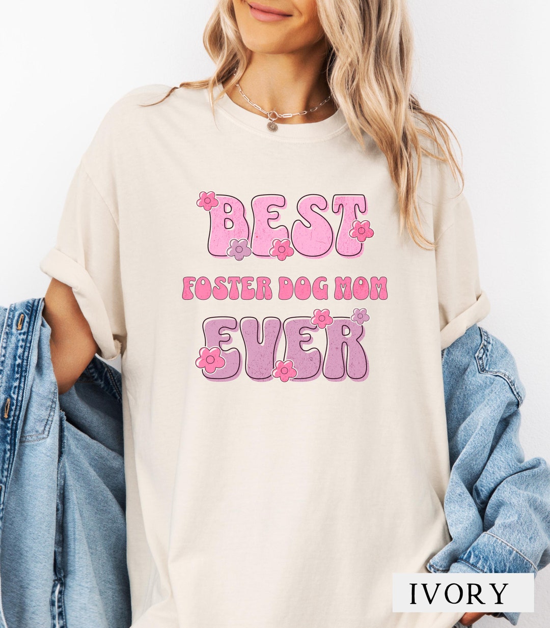 Dog Rescue Gift, Best Foster Dog Mom Ever T-shirt, Cute Pink Retro ...