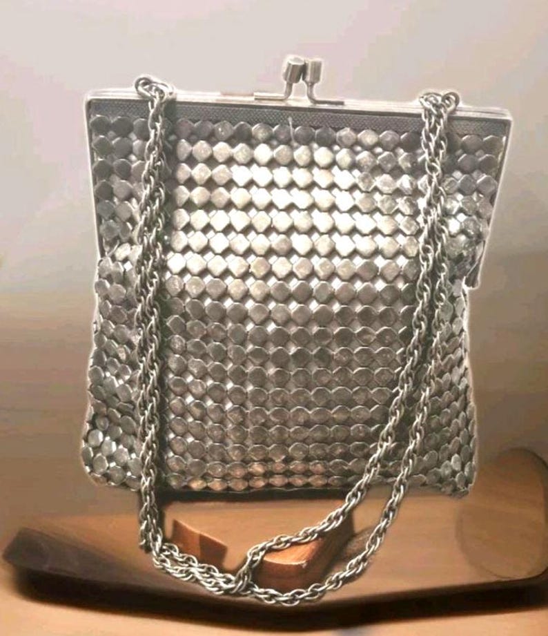 Antique Art Deco 1920s Chainmail Mesh Purse – Silver Tone Chatelaine ...