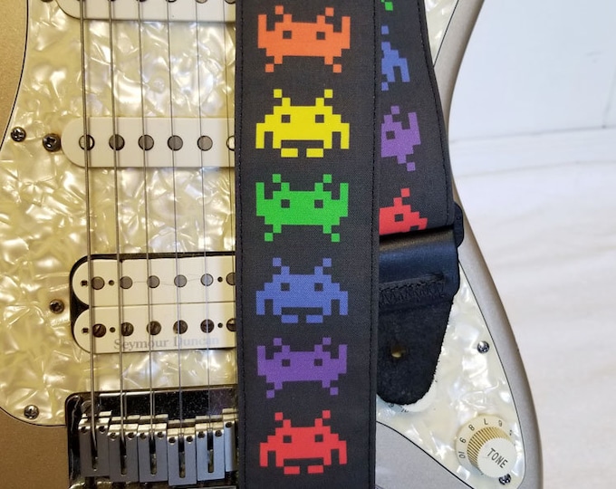 Retro Gamer Aliens on Black Guitar Strap - Etsy