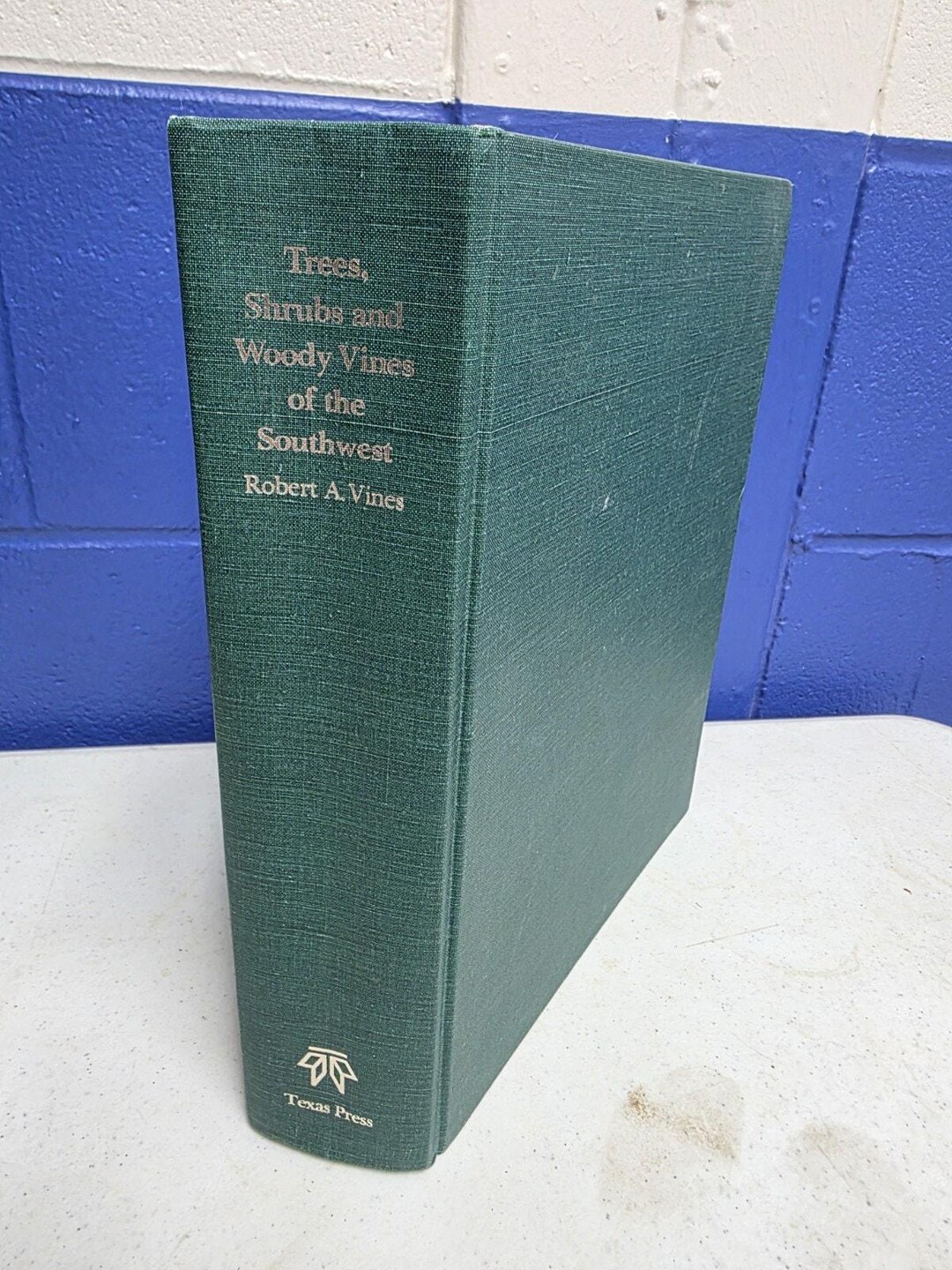 Trees, Shrubs, and Woody Vines of the Southwest by Robert A. Vines 1960 ...