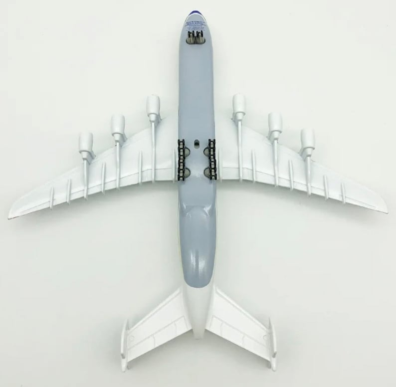 ANTONOV AN 225 20cm Scale 1:400 Resin Model Office Diecast Airline ...