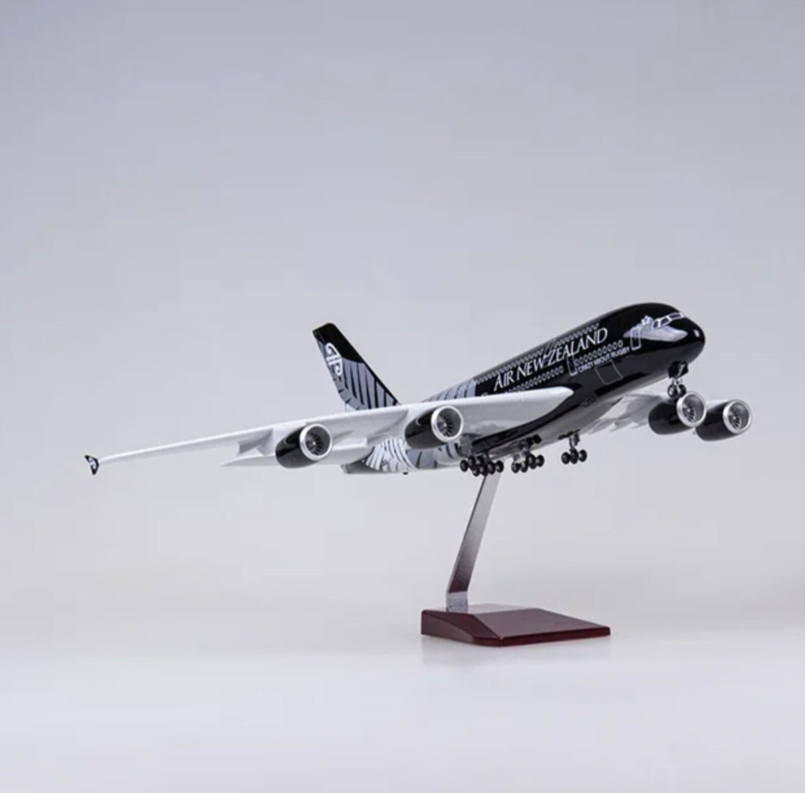NEW ZEALAND Airline Airbus A380 Scale 1:160 Resin Office Diecast ...