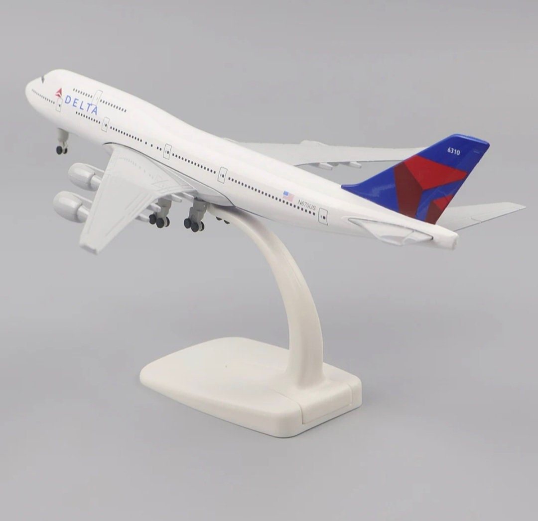 DELTA Airlines Airplane Model Boeing B747 Scale 1:400 Resin 20cm Model ...