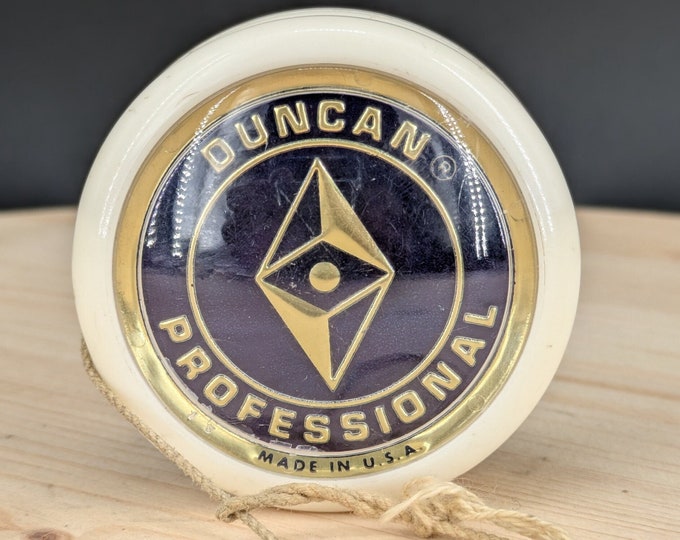 Vintage 70's Duncan Professional Foil Diamond Slimline Yoyo White With ...