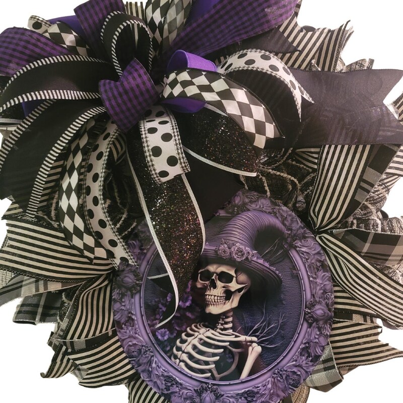 Skeleton Wreath - Etsy