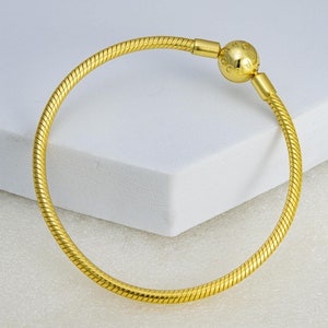 Pandora 916 gold bracelet store