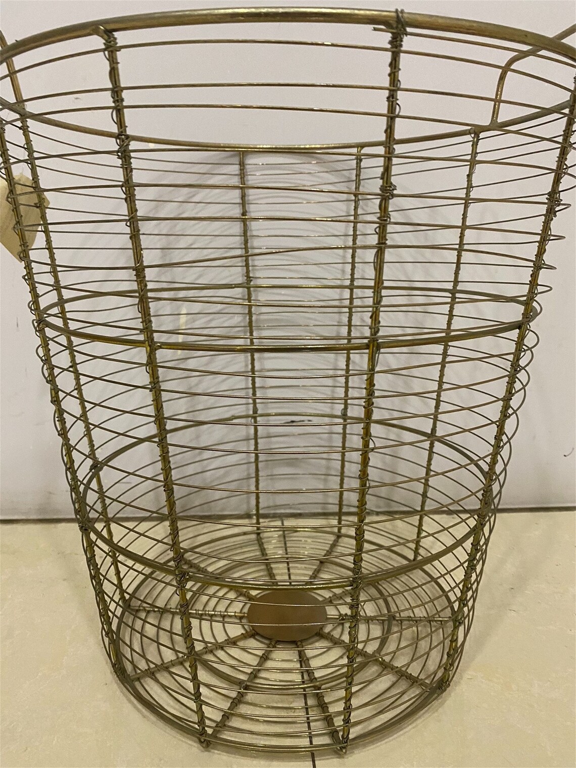 Handwoven Wire Laundry Basket Rustic Iron Wire Laundry Hamper Vintage ...