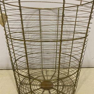 Handwoven Wire Laundry Basket Rustic Iron Wire Laundry Hamper Vintage ...