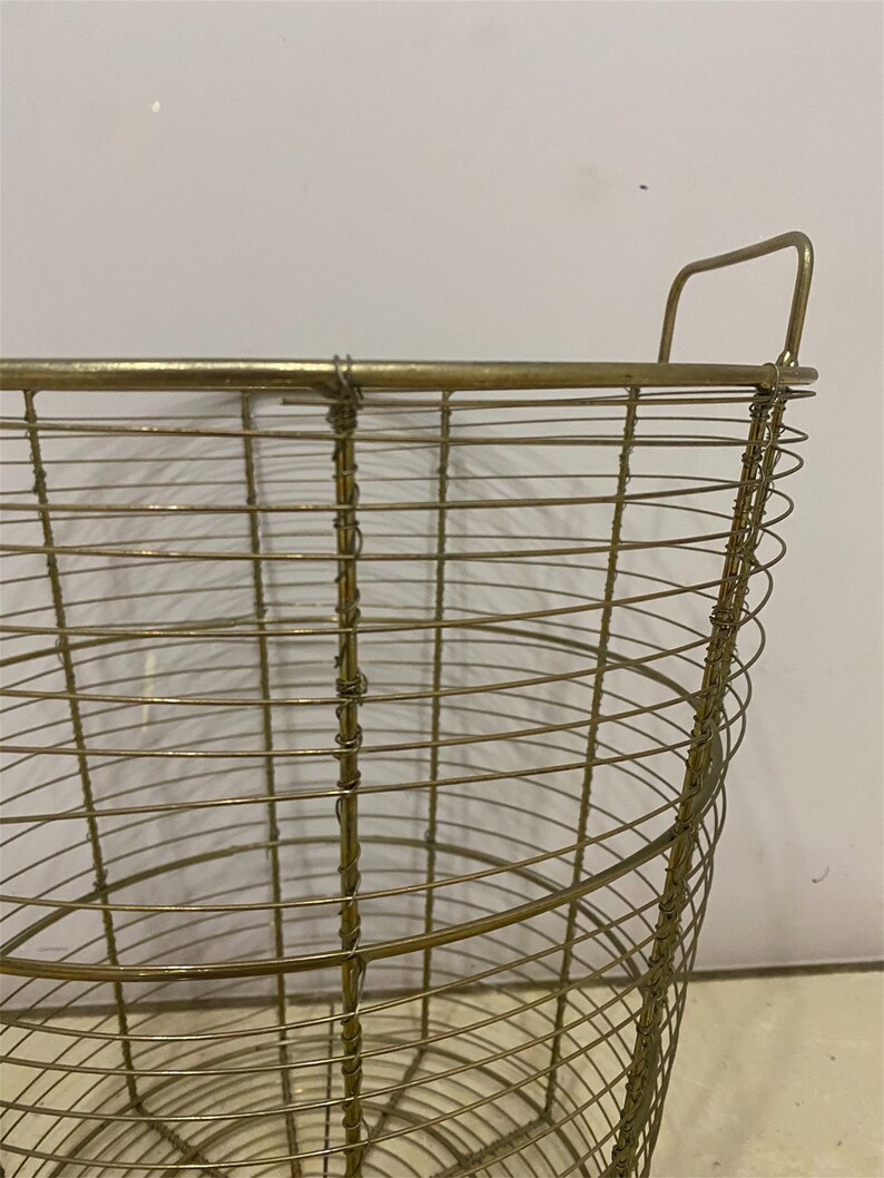 Handwoven Wire Laundry Basket Rustic Iron Wire Laundry Hamper Vintage ...