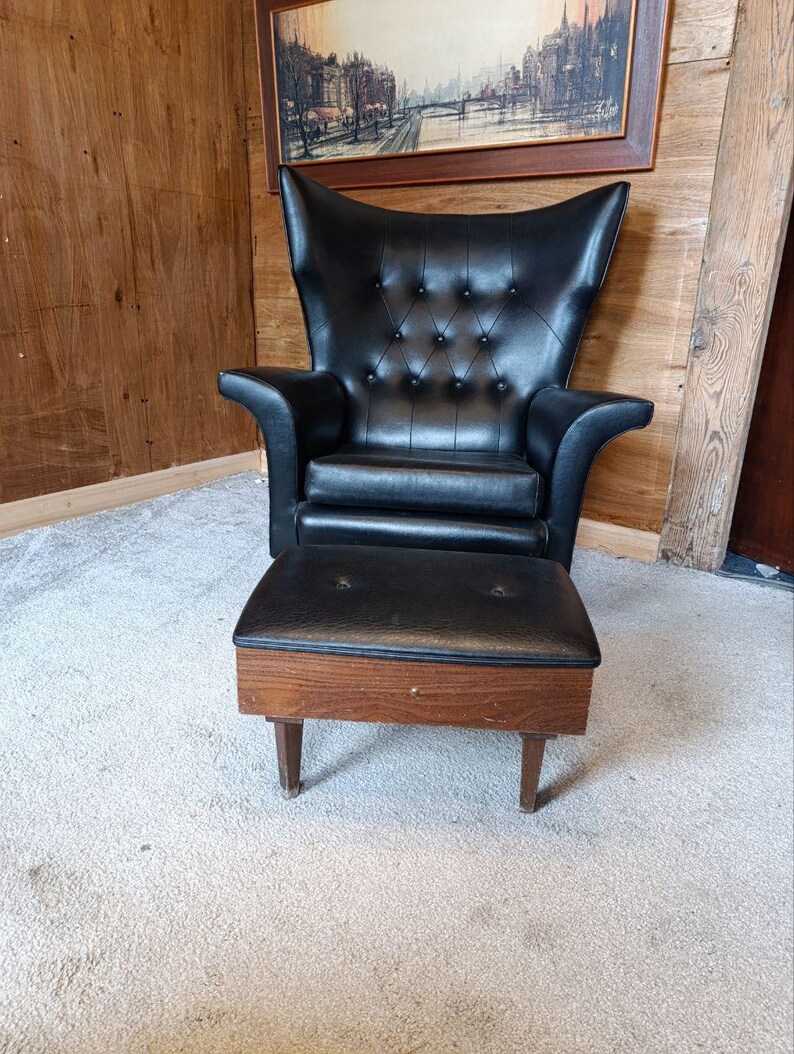 Iconic G-plan 6250 blofeld Villain Chair From 1960s James Bond Film new ...