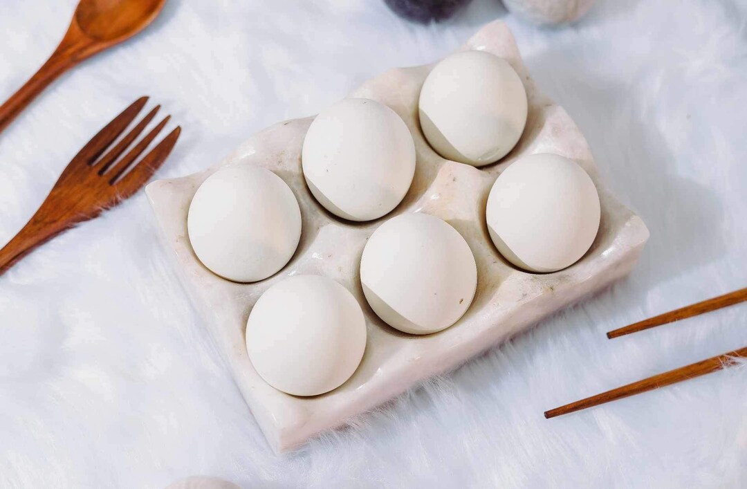 White Marble Egg Tray, Kitchen Storage for Eggs, 6 Countertop Egg ...