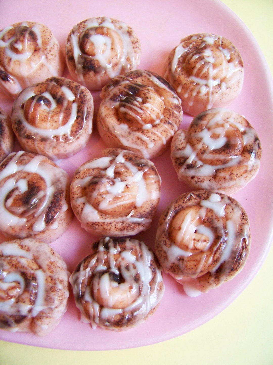 Mini Cinnamon Roll Soap Set: Exfoliating Food Soap Favors - Etsy
