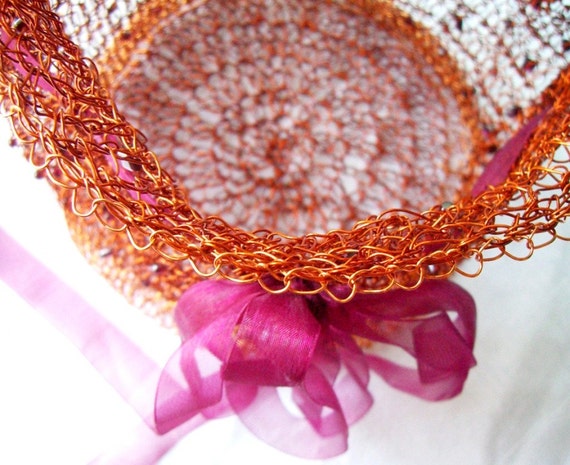 Items similar to Exquisite crocheted copper wire handbag / Easter ...