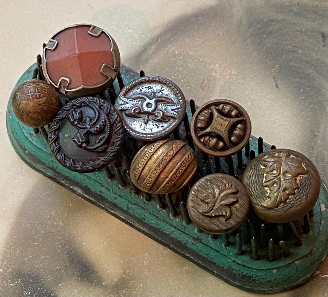 8 Vintage AS IS 1800s Buttons Brass Steel White Metal Round Assortment ...