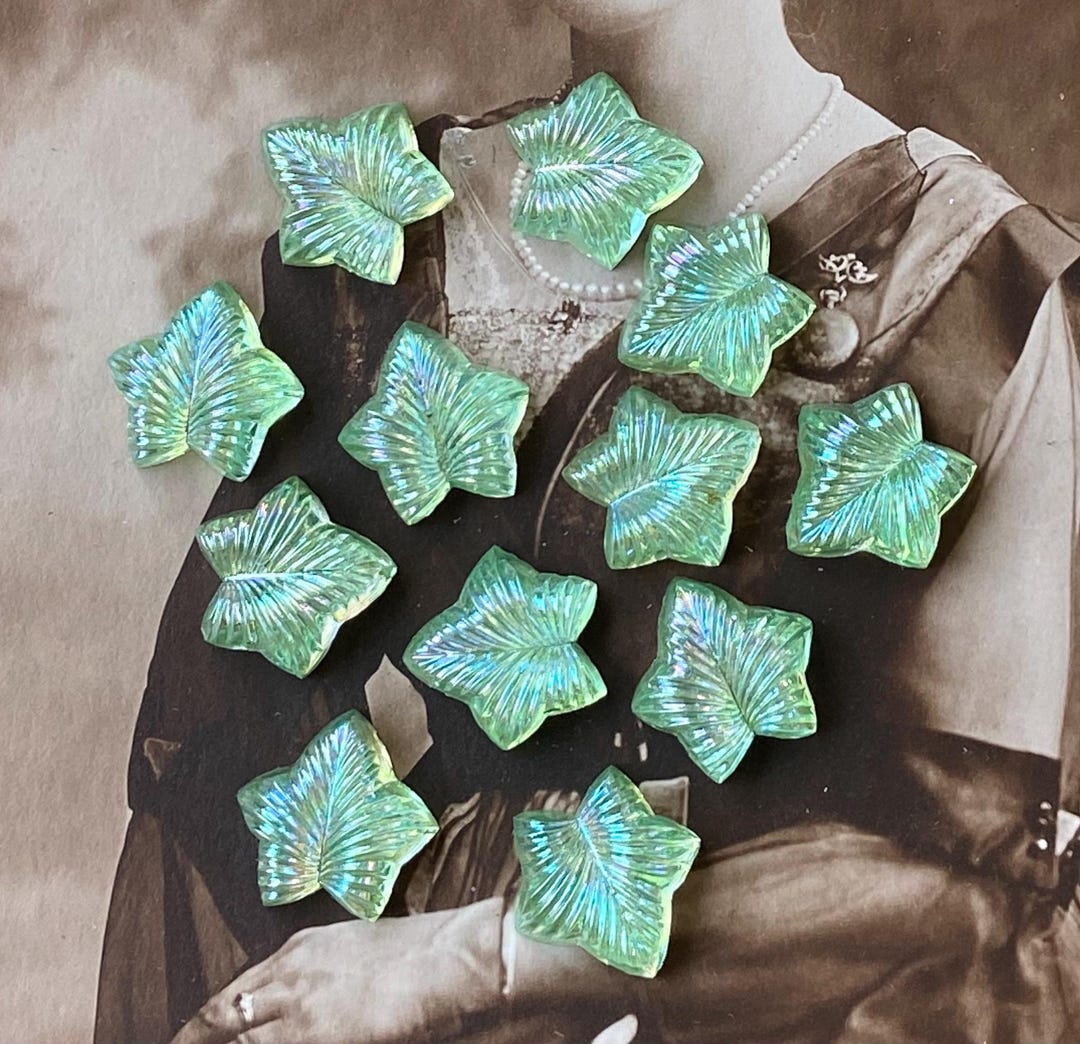 12 Vintage Glass Flatback Ivy Leaf Cabochons Supply Luminous Green - Etsy