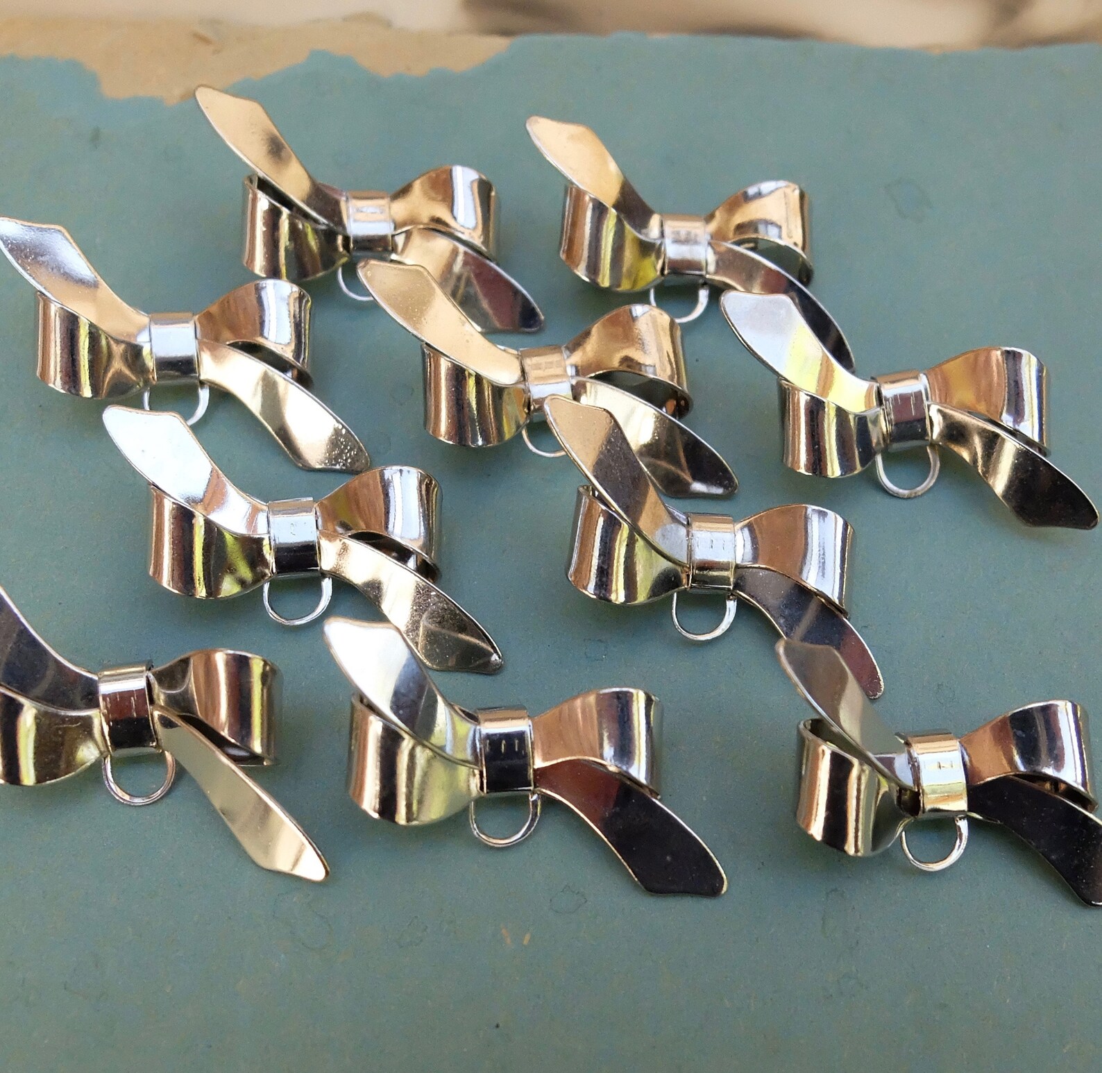 10 Vintage Bow Pins Supply Silver Metal - Etsy