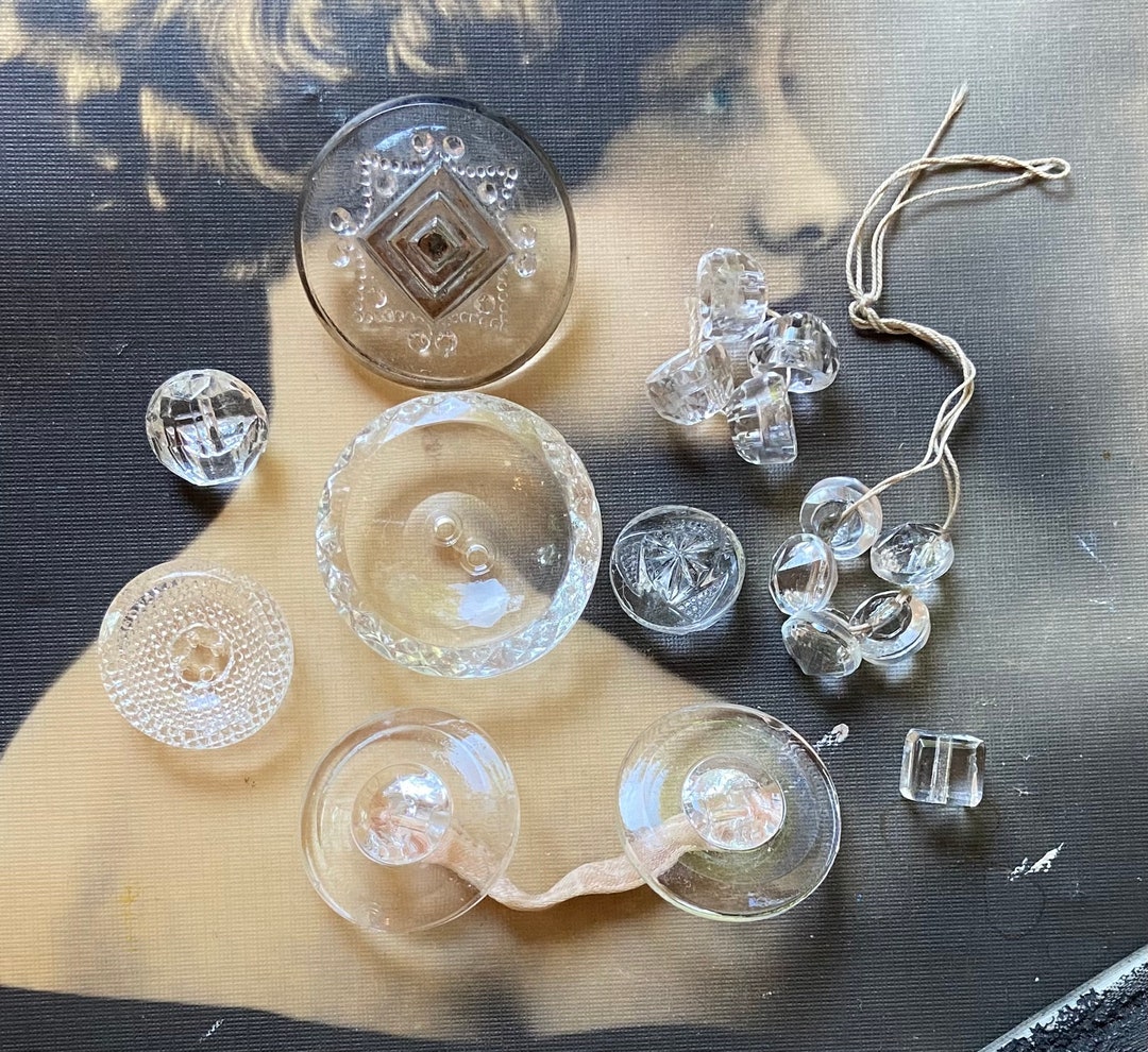 17 Vintage Clear Glass Buttons 1940s Pressed Assortment - Etsy