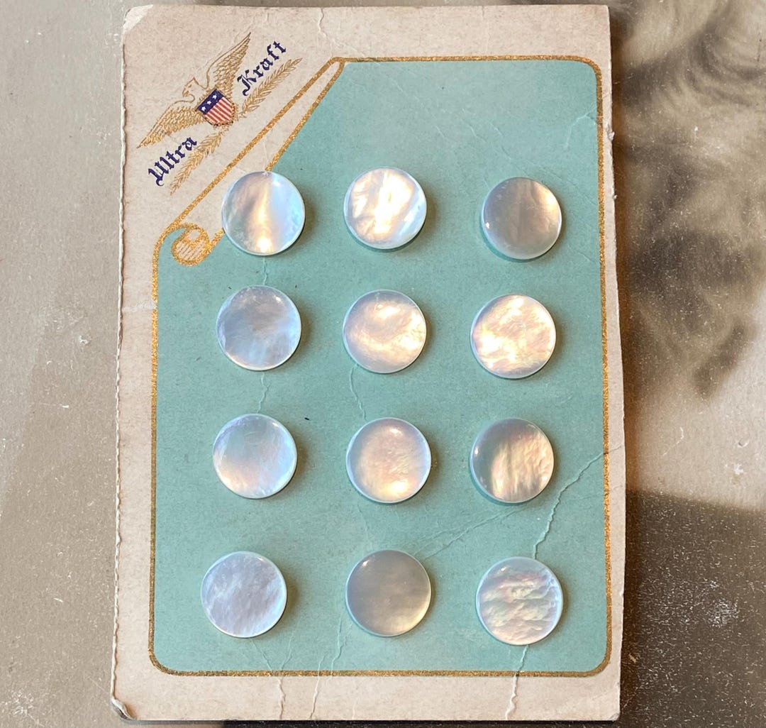 12 Vintage Shell Buttons Original Card Ultra Kraft Mother of Pearl - Etsy