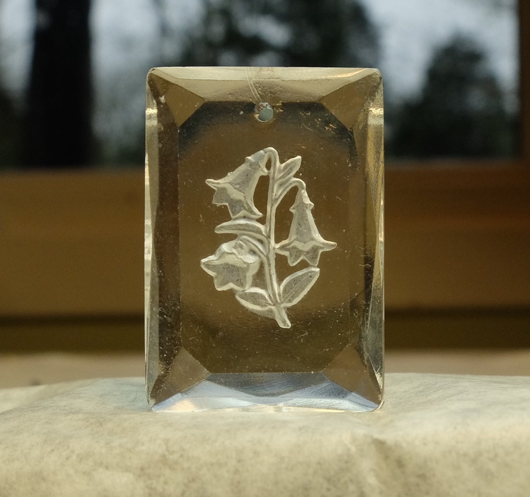 Vintage Glass Pendant West German Bell Flower Intaglio Jewelry Supply ...