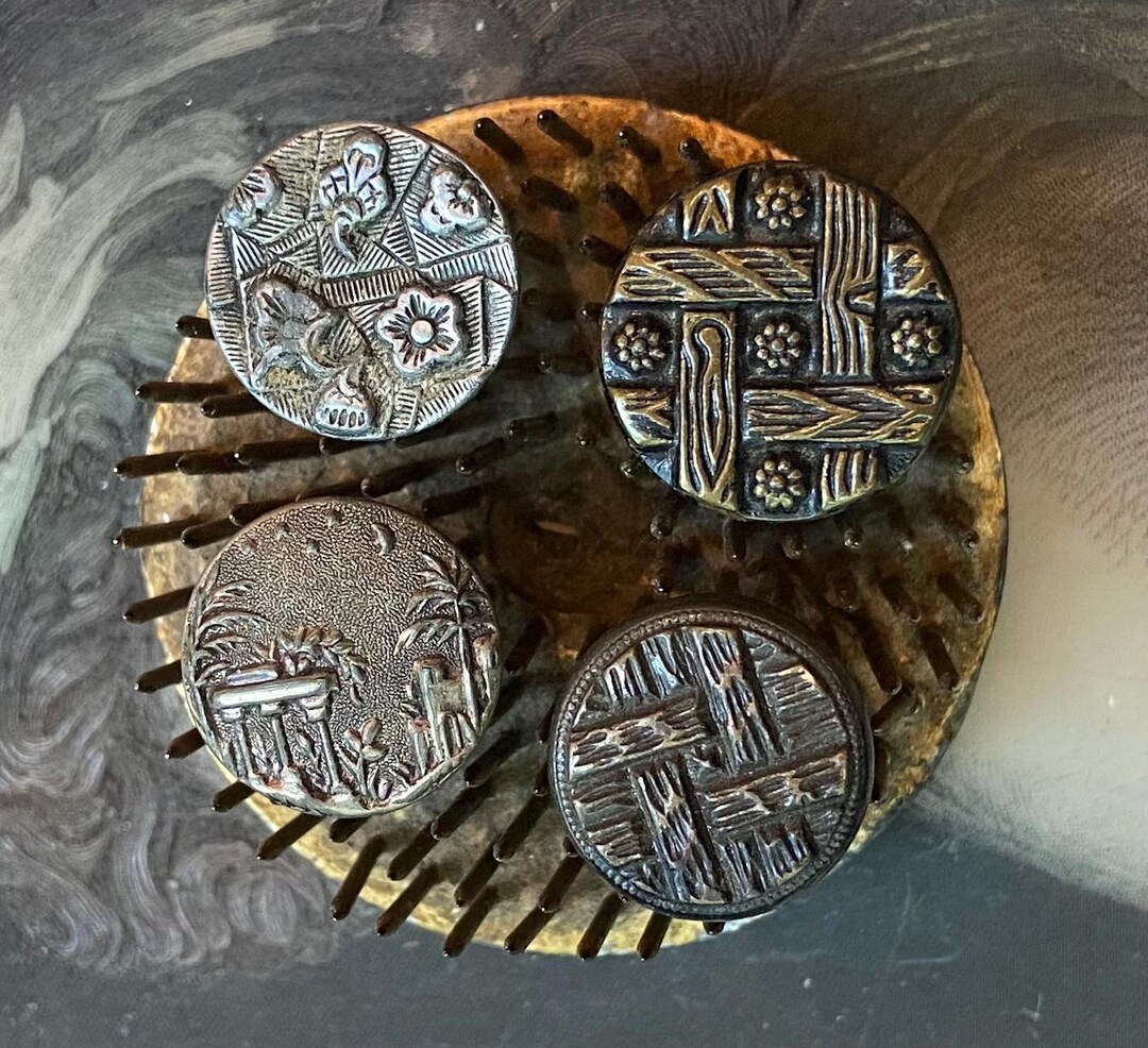4 Vintage Buttons Woodgrain Temple Japan - Etsy