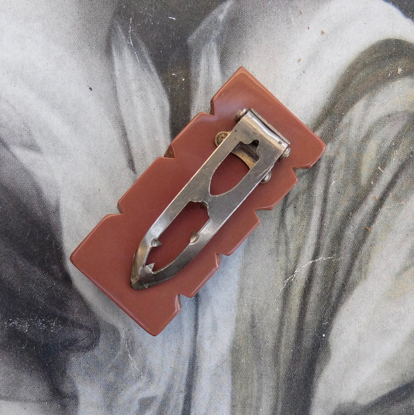 Vintage Bakelite Dress Clip Carved Brown - Etsy