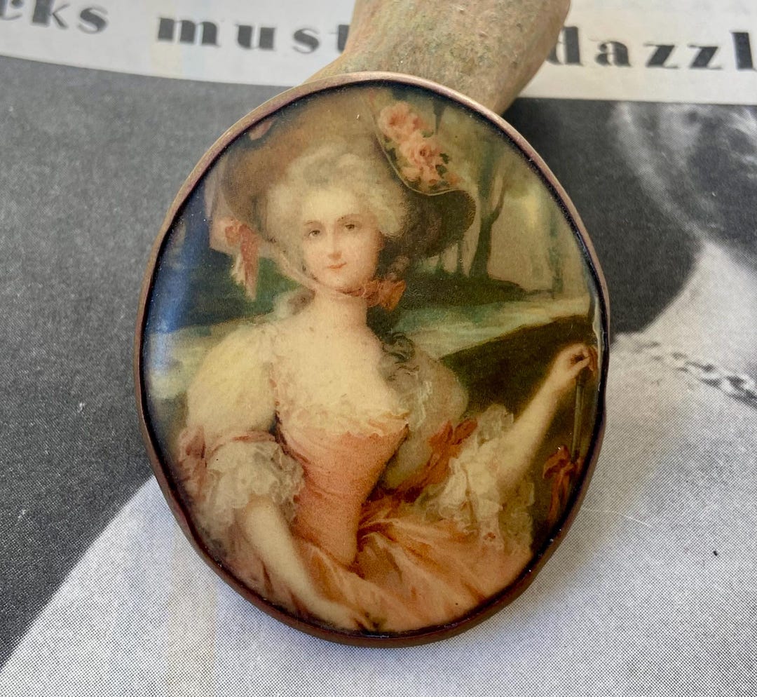 Vintage French Court Woman 1700s Portrait Pin Lady - Etsy