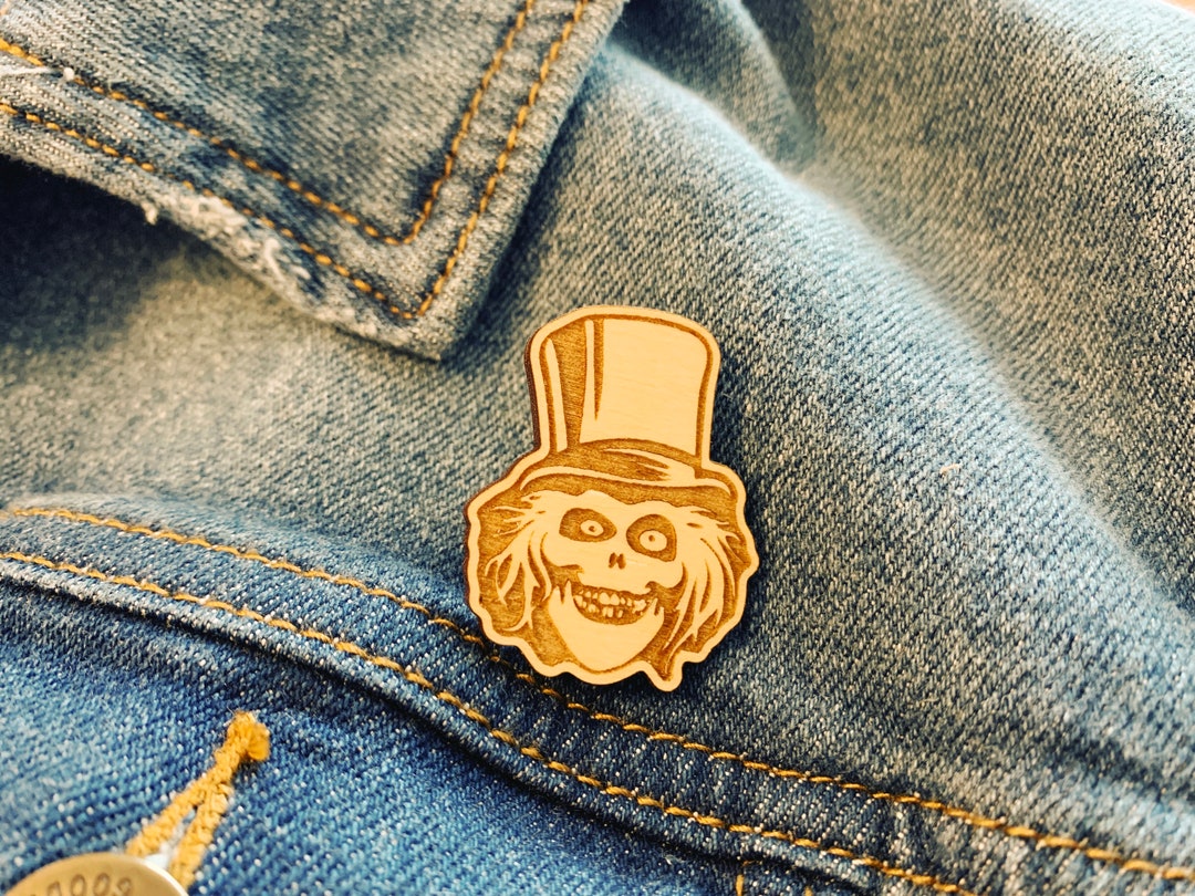 Hatbox Ghost Wooden Pin - Etsy