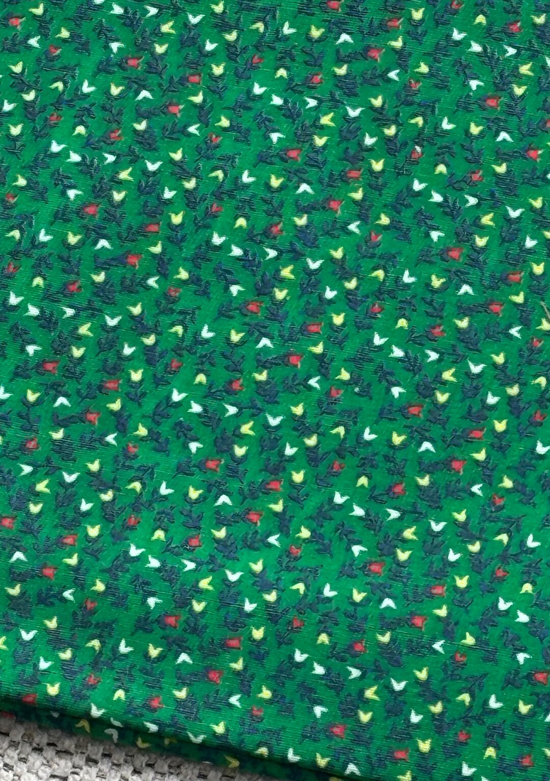 Beautiful Vintage Fabric - Tiny Calico Fabric - Kelly Green Background ...