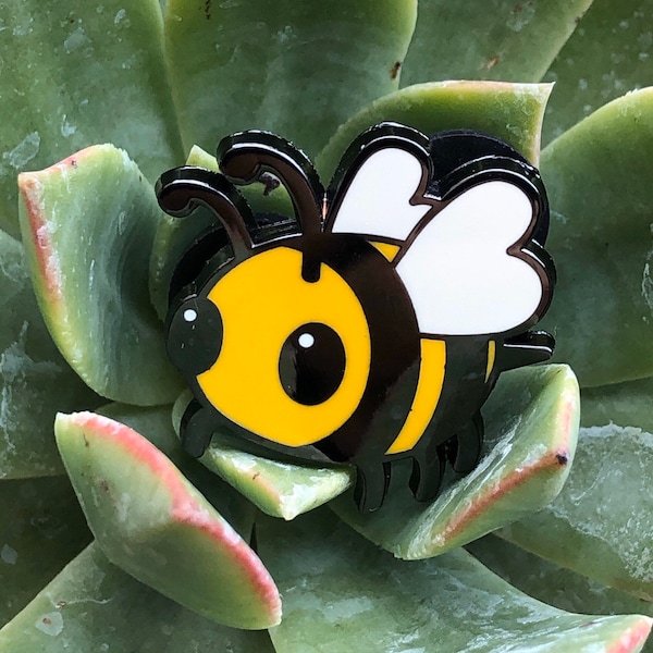 Bee Pin - Etsy