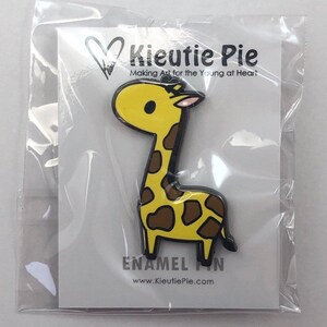 Giraffe Hard Enamel Pin - Giraffe Pin, Giraffe Brooch, Giraffe Lapel ...