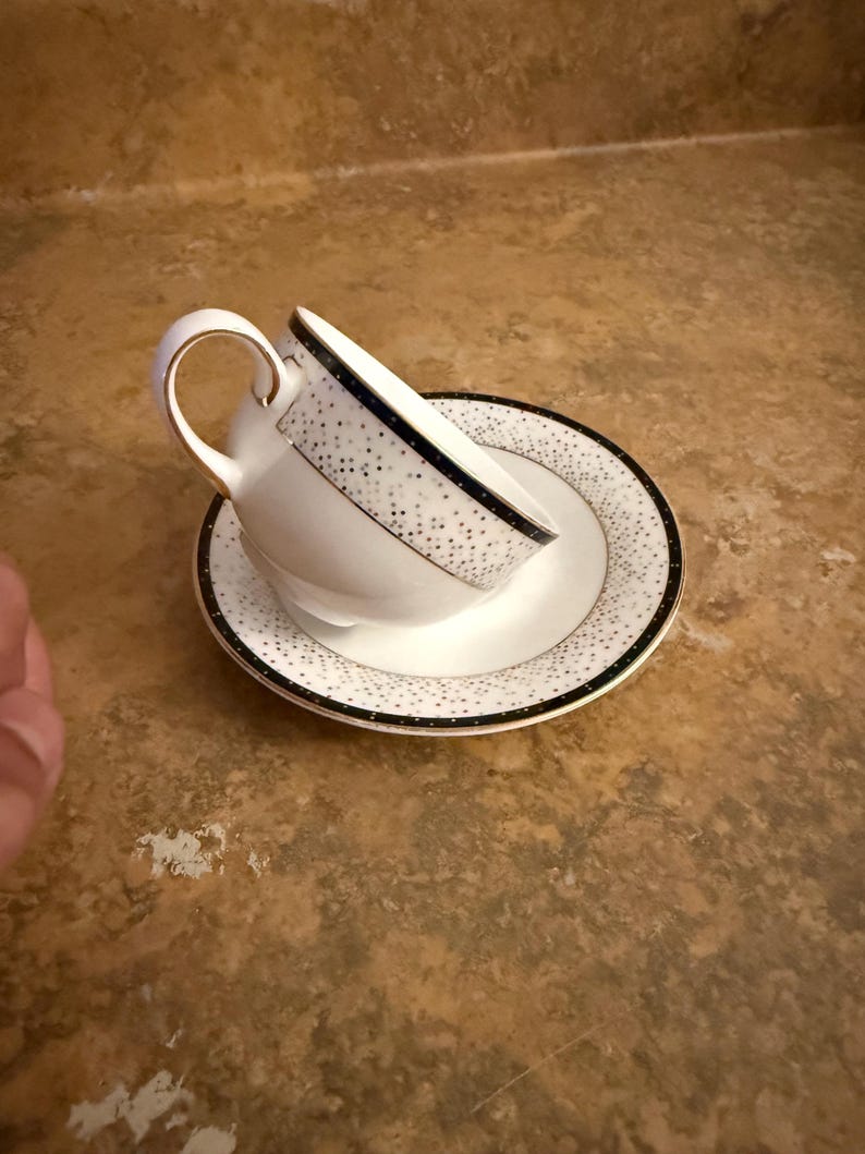 Teacup Bird Feeder – Teacup and Saucer Hanging Garden Feeder ...