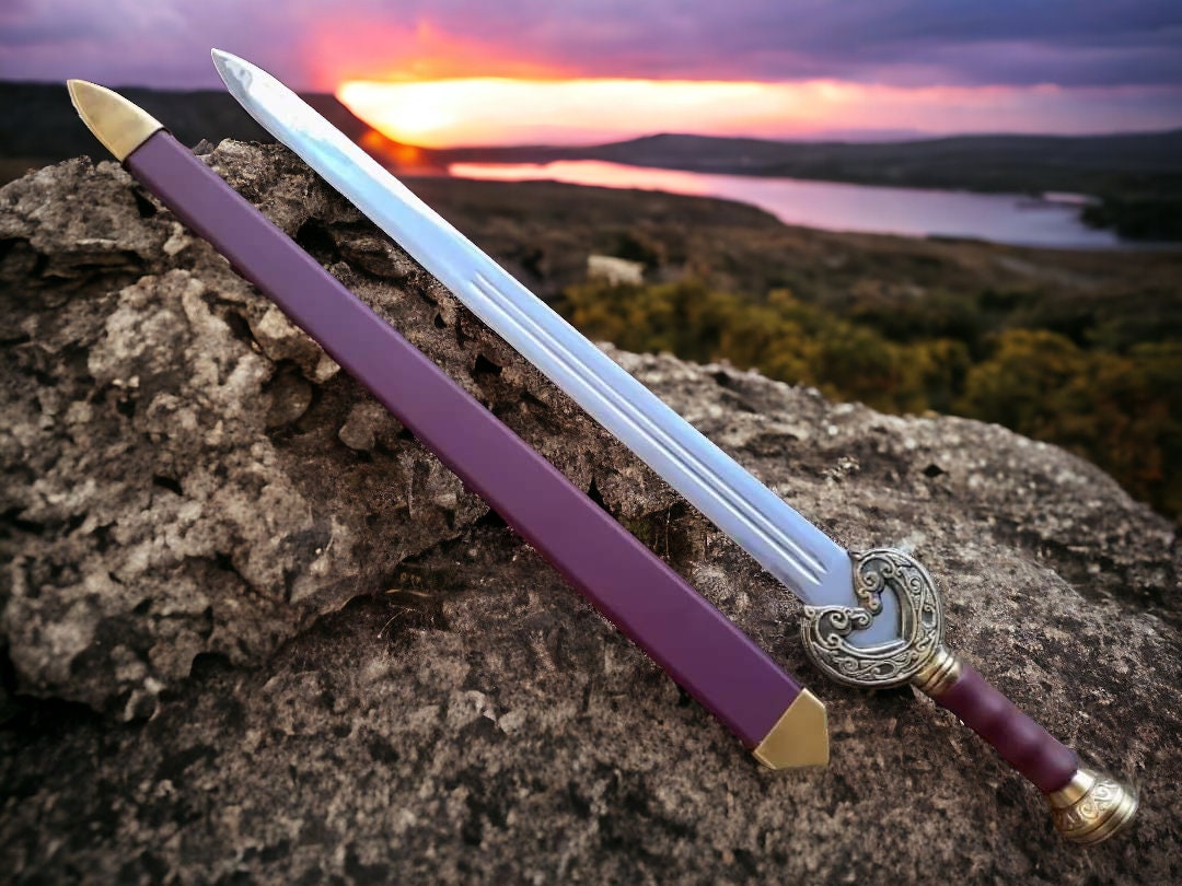 Handmade Beautiful Knight Heart Sword | D2 Steel Blade | Beautiful ...