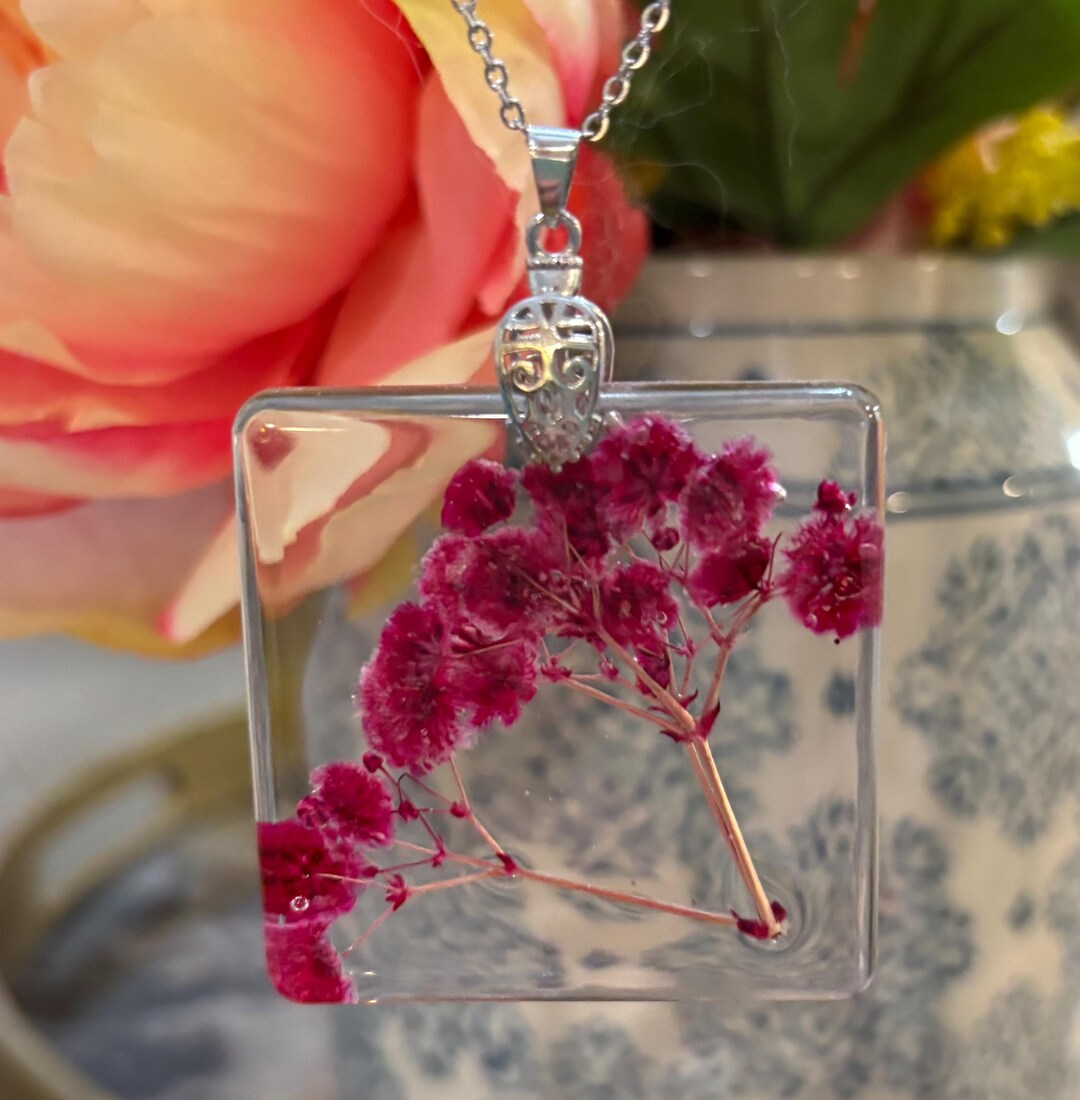 Floral Resin Pendant - Etsy